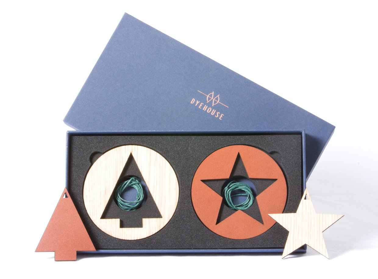 NEVE Tree Decoration Gift Set | Solid Tree & Star - Furniture ...